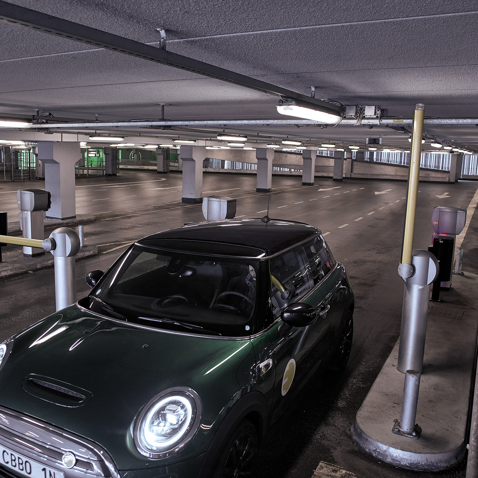 AXIS License Plate Verifier | Axis Communications