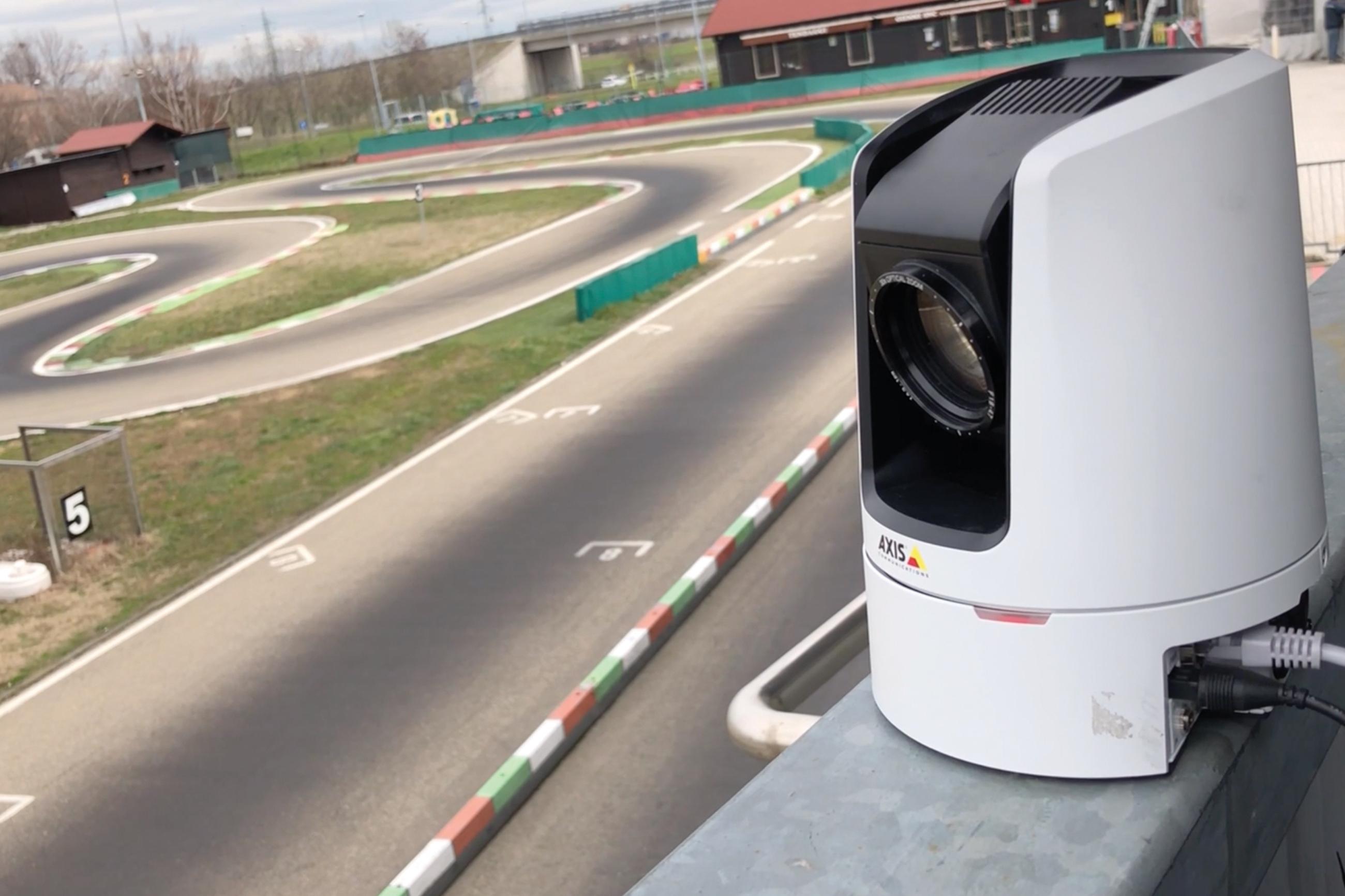 Modelcar race live streams with Axis cameras. | Axis Communications