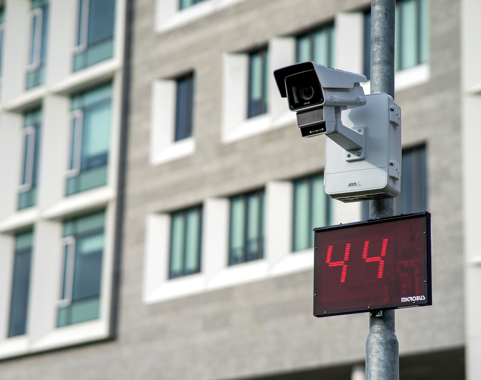 AXIS Radar Integration for Microbus | Axis Communications