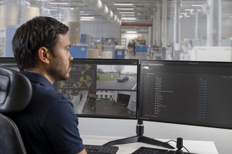 AXIS Camera Station Secure Entry | Axis Communications