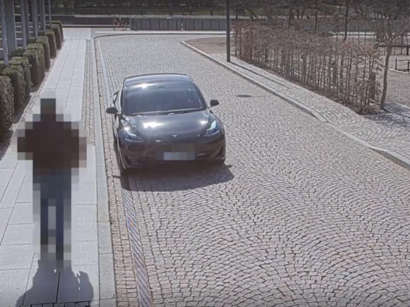 AXIS Live Privacy Shield | Axis Communications