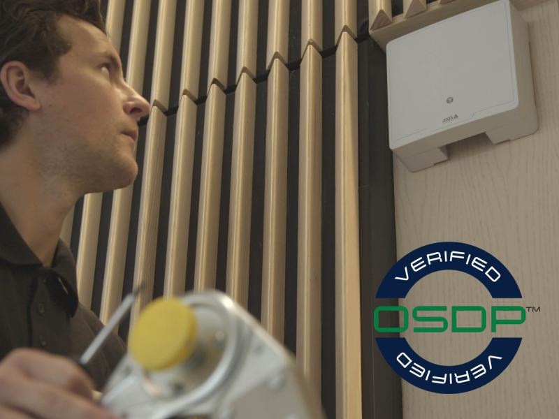 AXIS A1610 Network Door Controller | Axis Communications