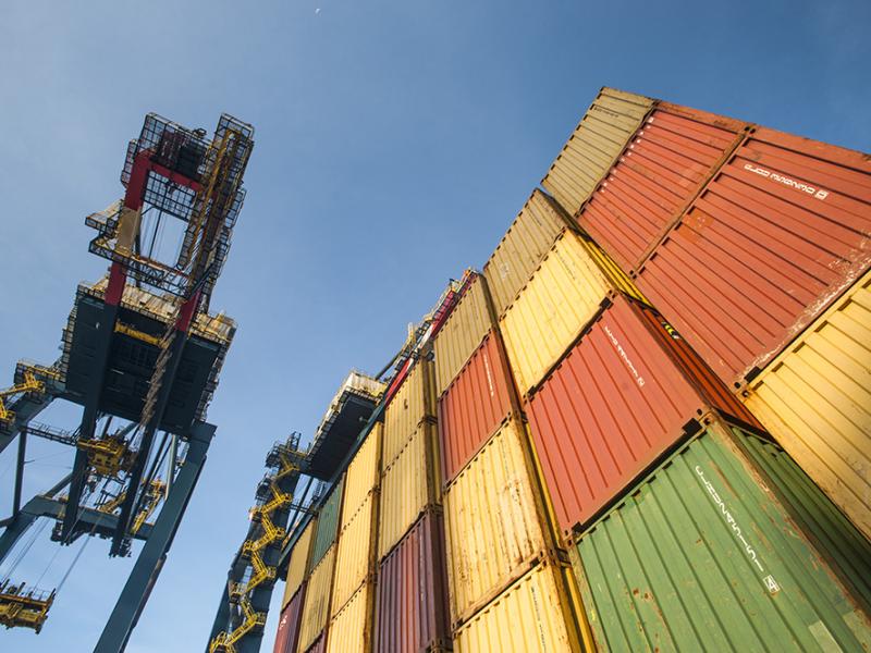 Enhancing Port Security for COANA Compliance | Axis Communications