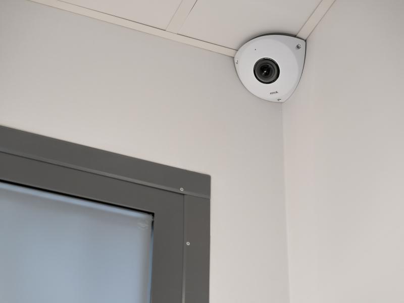 AXIS P9117-PV Corner Camera | Axis Communications